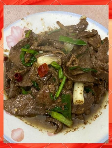 大蒜炒猪肝怎么做_大蒜炒猪肝的功效与禁忌-第1张图片-山城妙识