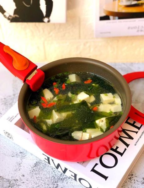 豆腐海带汤减肥可以喝吗_怎么做更掉秤-第1张图片-山城妙识 豆腐海带汤减肥可以喝吗_怎么做更掉秤-第1张图片-山城妙识