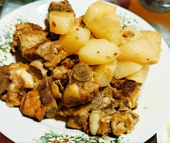 萝卜怎么炒好吃_萝卜炖排骨的做法-第2张图片-山城妙识 萝卜怎么炒好吃_萝卜炖排骨的做法-第2张图片-山城妙识