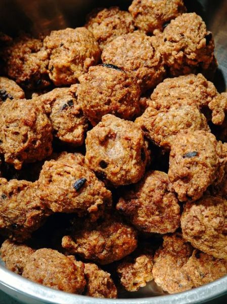 炸肉丸子怎么做又滑又嫩_炸肉丸子滑嫩秘诀-第1张图片-山城妙识 炸肉丸子怎么做又滑又嫩_炸肉丸子滑嫩秘诀-第1张图片-山城妙识