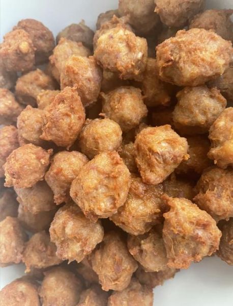 炸肉丸子怎么做又滑又嫩_炸肉丸子滑嫩秘诀-第2张图片-山城妙识 炸肉丸子怎么做又滑又嫩_炸肉丸子滑嫩秘诀-第2张图片-山城妙识