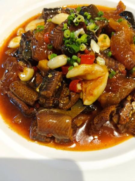 鳝鱼怎么做好吃_鳝鱼图片高清大图-第1张图片-山城妙识 鳝鱼怎么做好吃_鳝鱼图片高清大图-第1张图片-山城妙识