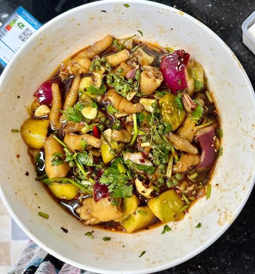 鸡爪凉拌怎么做好吃_鸡爪凉拌的做法窍门-第2张图片-山城妙识 鸡爪凉拌怎么做好吃_鸡爪凉拌的做法窍门-第2张图片-山城妙识