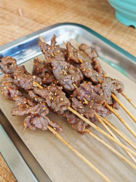 牛肉串图片高清_怎么拍出诱人质感-第1张图片-山城妙识