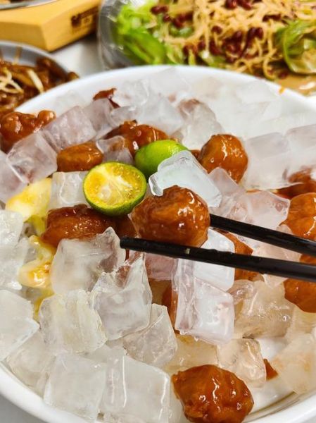 冰镇咕噜肉怎么做才脆_冰镇咕噜肉为什么先炸后冰-第1张图片-山城妙识 冰镇咕噜肉怎么做才脆_冰镇咕噜肉为什么先炸后冰-第1张图片-山城妙识