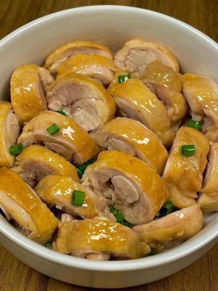 白切鸡怎么做才嫩滑_白切鸡煮几分钟最合适-第1张图片-山城妙识 白切鸡怎么做才嫩滑_白切鸡煮几分钟最合适-第1张图片-山城妙识