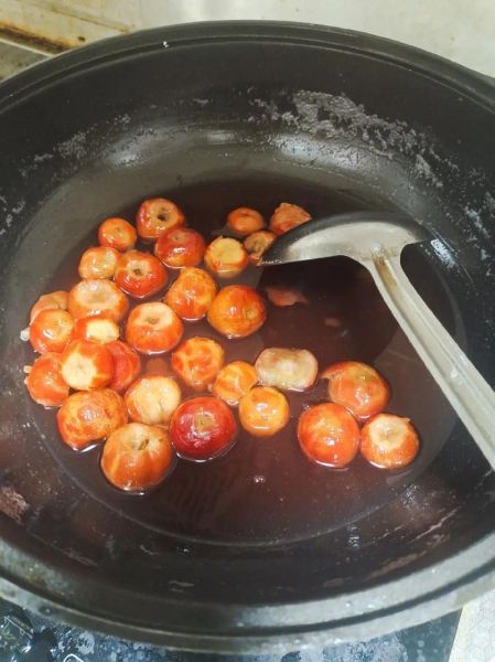 自制山楂罐头怎么做_山楂罐头不烂窍门-第1张图片-山城妙识 自制山楂罐头怎么做_山楂罐头不烂窍门-第1张图片-山城妙识