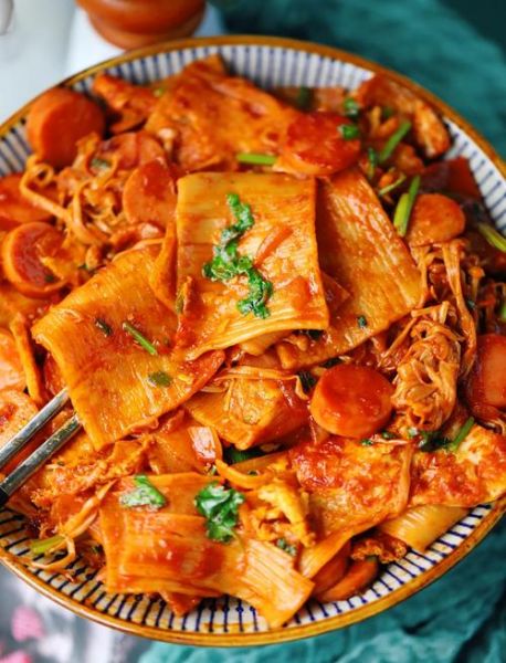 烤冷面最正宗的做法_家庭版烤冷面怎么做-第3张图片-山城妙识