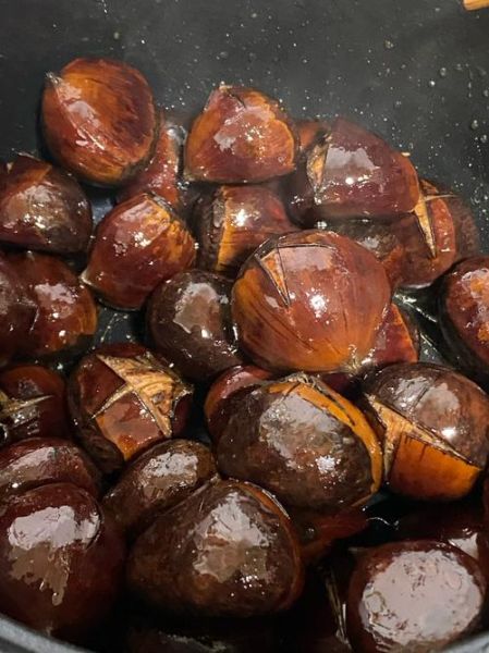炒栗子怎么炒不粘锅_糖炒栗子家庭做法-第2张图片-山城妙识 炒栗子怎么炒不粘锅_糖炒栗子家庭做法-第2张图片-山城妙识
