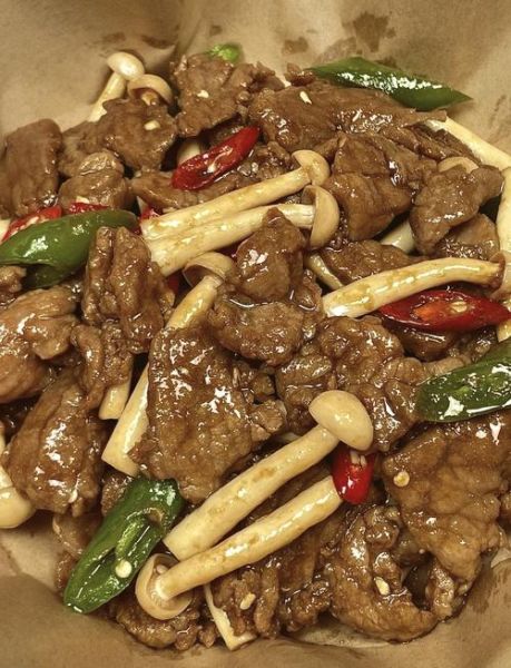 滑子菇炒肉怎么炒好吃_滑子菇炒肉的家常做法-第1张图片-山城妙识