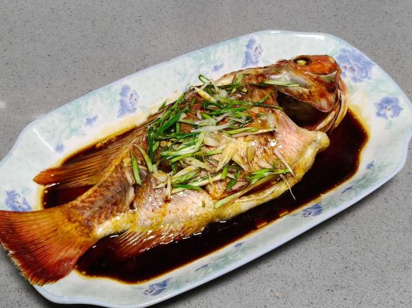 清炖罗非鱼怎么做_清炖罗非鱼最正宗的做法窍门-第2张图片-山城妙识