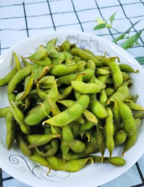 毛豆热量高吗_减肥能吃吗-第3张图片-山城妙识 毛豆热量高吗_减肥能吃吗-第3张图片-山城妙识