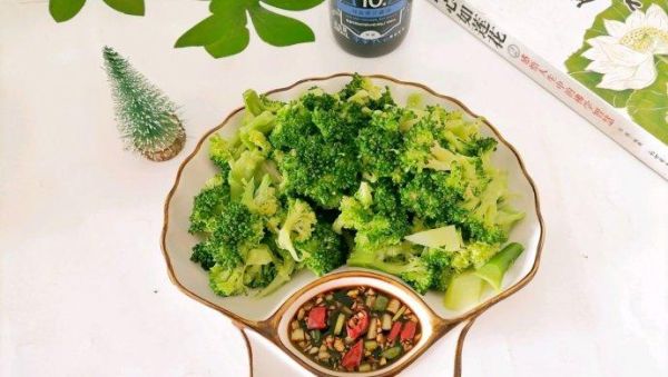 连吃一周水煮西兰花能减肥吗_水煮西兰花的副作用-第1张图片-山城妙识 连吃一周水煮西兰花能减肥吗_水煮西兰花的副作用-第1张图片-山城妙识