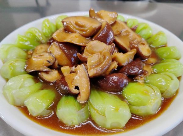 油菜怎么做好吃又好看_油菜的家常做法-第2张图片-山城妙识