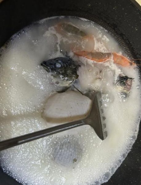 通草鲫鱼汤喝几天见效_哺乳期多久下奶-第3张图片-山城妙识