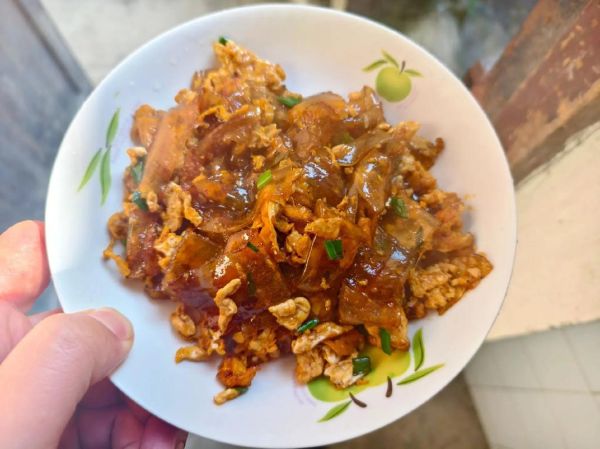 正宗粉皮炒鸡蛋怎么做_粉皮炒鸡蛋家常做法-第3张图片-山城妙识