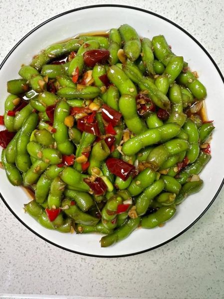 凉拌毛豆怎么做好吃_凉拌毛豆焯水几分钟-第1张图片-山城妙识