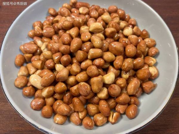 油炒花生米怎么炒_油炒花生米不糊技巧-第1张图片-山城妙识