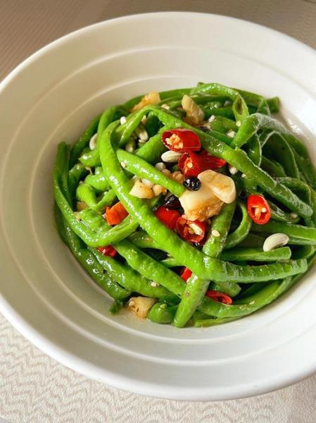 凉拌豇豆角怎么做_凉拌豇豆角要不要焯水-第2张图片-山城妙识 凉拌豇豆角怎么做_凉拌豇豆角要不要焯水-第2张图片-山城妙识
