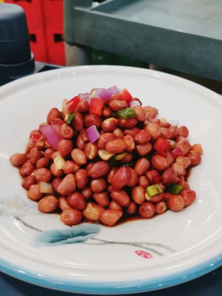 糖裹花生米怎么做_糖衣花生米的做法窍门-第2张图片-山城妙识