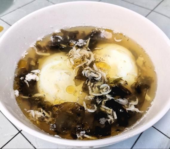 水煮荷包蛋汤的做法窍门_如何让荷包蛋不散-第2张图片-山城妙识