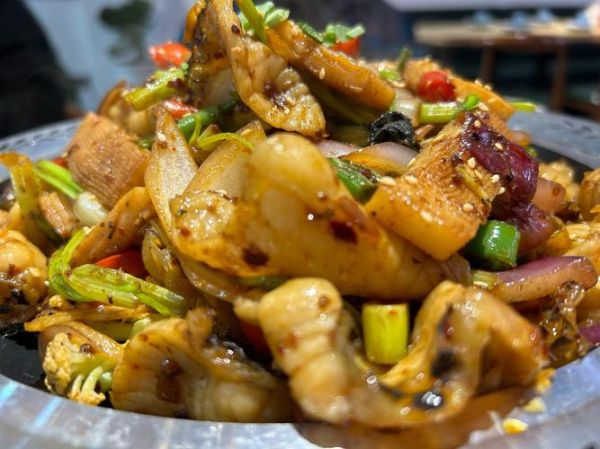 干锅鱼怎么做才好吃_干锅鱼用什么鱼最好-第2张图片-山城妙识