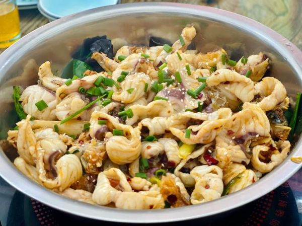 干锅鱼怎么做才好吃_干锅鱼用什么鱼最好-第3张图片-山城妙识