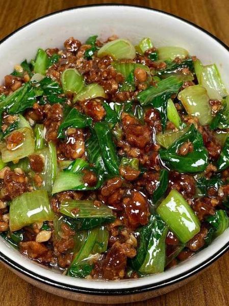 肉末小白菜怎么炒好吃_肉末小白菜家常做法-第1张图片-山城妙识