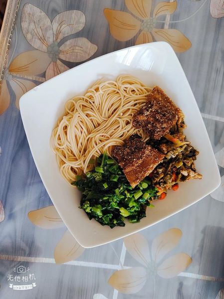 凉拌面怎么做好吃又简单_家常凉拌面做法-第3张图片-山城妙识 凉拌面怎么做好吃又简单_家常凉拌面做法-第3张图片-山城妙识