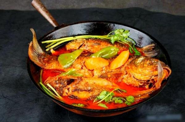 老北京侉炖鱼怎么做_正宗做法步骤详解-第3张图片-山城妙识 老北京侉炖鱼怎么做_正宗做法步骤详解-第3张图片-山城妙识