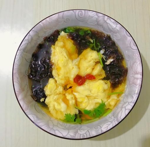 鸡蛋紫菜汤怎么做_鸡蛋紫菜汤的做法步骤-第2张图片-山城妙识 鸡蛋紫菜汤怎么做_鸡蛋紫菜汤的做法步骤-第2张图片-山城妙识