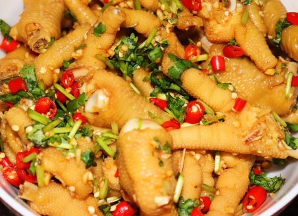 凉拌鸡脚怎么做_凉拌鸡脚热量高吗-第2张图片-山城妙识