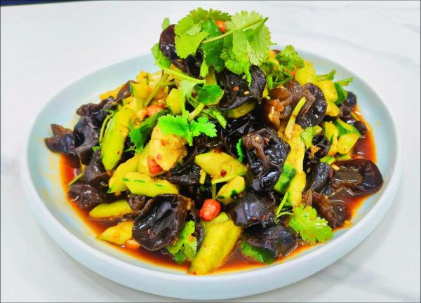 凉拌木耳怎么做好吃_木耳凉拌菜大全-第1张图片-山城妙识 凉拌木耳怎么做好吃_木耳凉拌菜大全-第1张图片-山城妙识