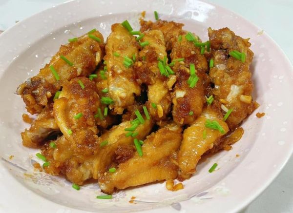 炖鸡翅中的家常做法_怎样炖鸡翅中才入味-第3张图片-山城妙识 炖鸡翅中的家常做法_怎样炖鸡翅中才入味-第3张图片-山城妙识