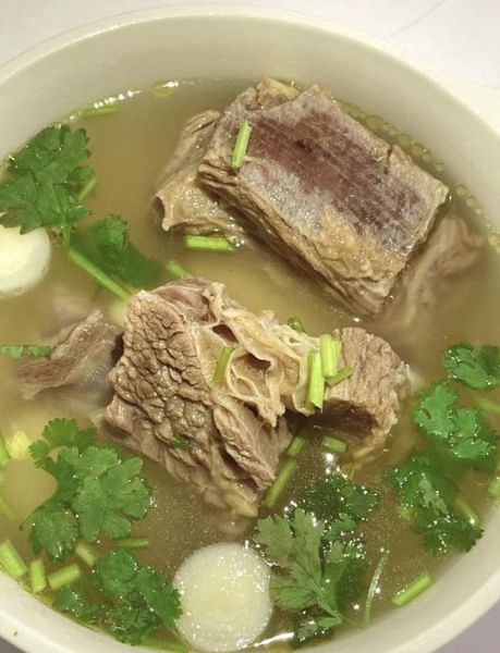 牛排骨怎么做好吃清汤_清汤牛排骨的家常做法-第1张图片-山城妙识