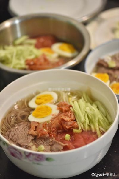 雪碧冷面汤怎么做_酸甜比例怎么调-第1张图片-山城妙识 雪碧冷面汤怎么做_酸甜比例怎么调-第1张图片-山城妙识