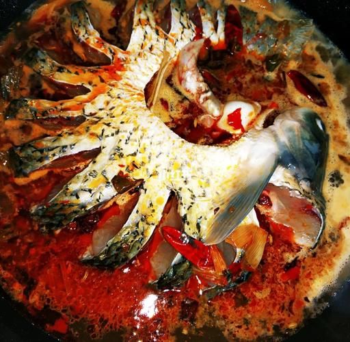 水煮草鱼怎么做_水煮草鱼的家常做法简单点-第3张图片-山城妙识