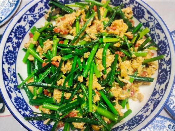 韭菜花怎么炒着吃_韭菜花炒什么好吃-第2张图片-山城妙识 韭菜花怎么炒着吃_韭菜花炒什么好吃-第2张图片-山城妙识