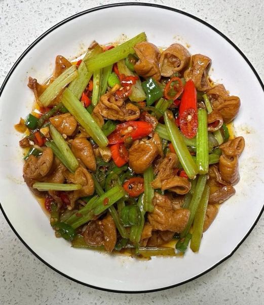 炒大肠怎么炒才好吃_猪大肠去腥技巧-第1张图片-山城妙识 炒大肠怎么炒才好吃_猪大肠去腥技巧-第1张图片-山城妙识