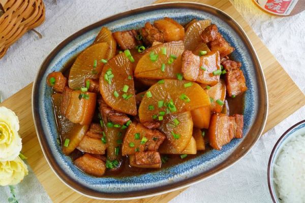 萝卜炖猪肉怎么做_萝卜炖猪肉的家常做法-第2张图片-山城妙识