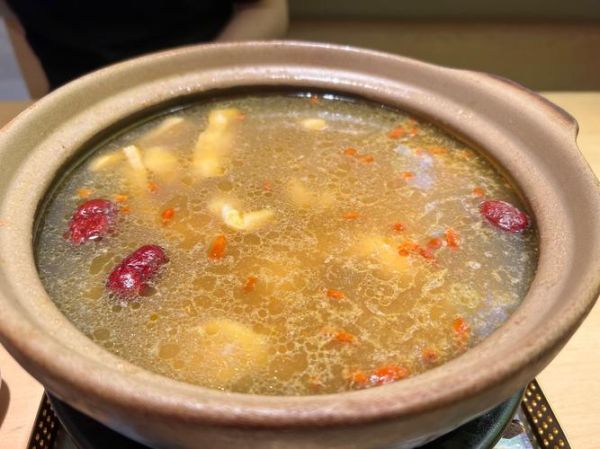 冬季煲什么汤最适宜_冬季养生汤推荐-第3张图片-山城妙识 冬季煲什么汤最适宜_冬季养生汤推荐-第3张图片-山城妙识