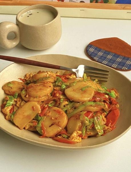 年糕怎么炒好吃又简单_家常年糕炒制技巧-第1张图片-山城妙识