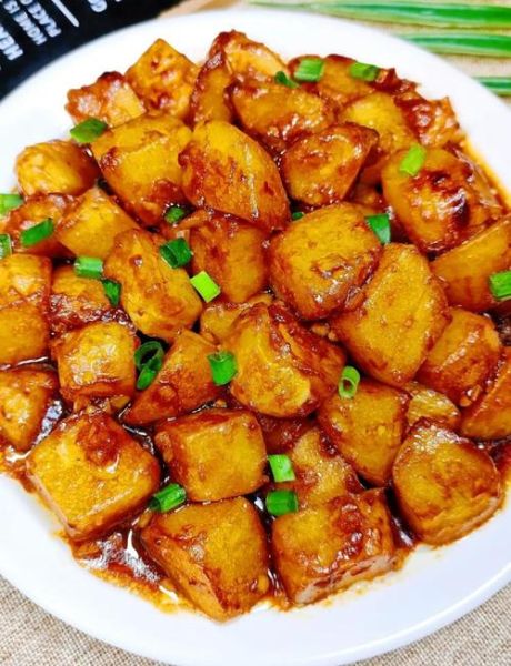 家常土豆怎么做好吃_土豆的家常做法大全-第1张图片-山城妙识 家常土豆怎么做好吃_土豆的家常做法大全-第1张图片-山城妙识