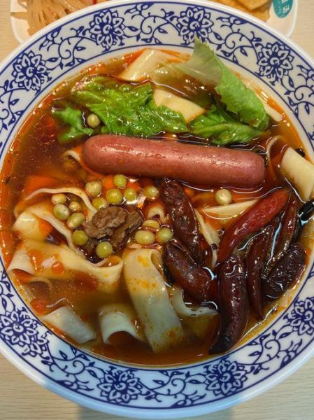 牛肉板面的做法及配料_牛肉板面怎么做好吃-第2张图片-山城妙识 牛肉板面的做法及配料_牛肉板面怎么做好吃-第2张图片-山城妙识