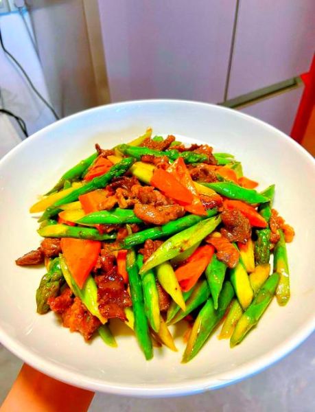 芦笋炒肉片要不要焯水_肉片怎么炒才嫩-第1张图片-山城妙识 芦笋炒肉片要不要焯水_肉片怎么炒才嫩-第1张图片-山城妙识