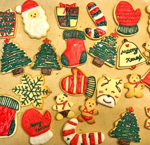 圣诞糖霜饼干怎么做_糖霜调色技巧-第1张图片-山城妙识 圣诞糖霜饼干怎么做_糖霜调色技巧-第1张图片-山城妙识