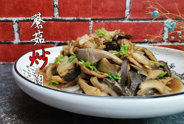 炒蘑菇不焯水会中毒吗_蘑菇焯水必要性-第3张图片-山城妙识