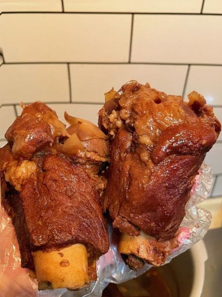 酱大骨头最正宗的做法_怎么做才不腥不腻-第2张图片-山城妙识 酱大骨头最正宗的做法_怎么做才不腥不腻-第2张图片-山城妙识