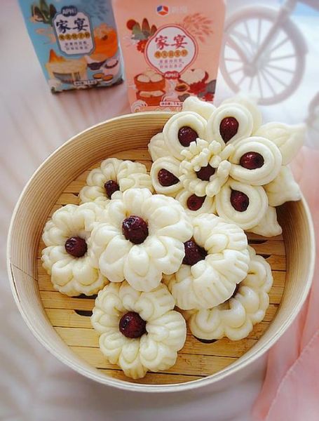 枣花馒头怎么做_枣花馒头配方比例-第2张图片-山城妙识 枣花馒头怎么做_枣花馒头配方比例-第2张图片-山城妙识