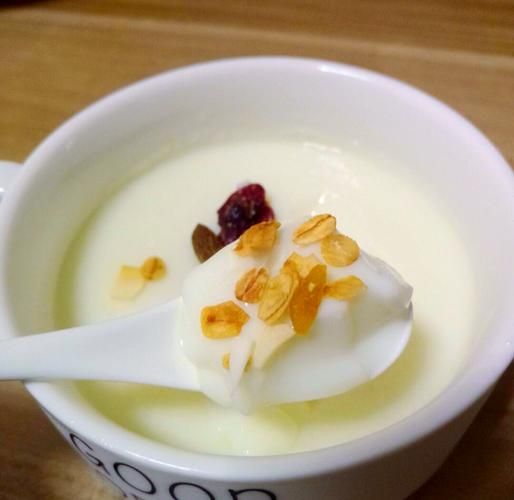 10分钟懒人双皮奶怎么做_懒人双皮奶做法零失败-第2张图片-山城妙识 10分钟懒人双皮奶怎么做_懒人双皮奶做法零失败-第2张图片-山城妙识